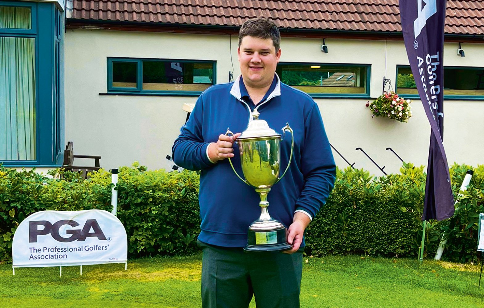 James’ maiden win - Northern Golfer